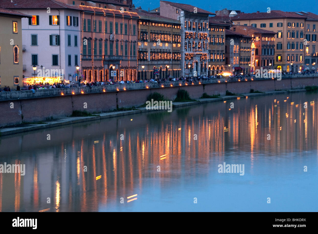 Lungarni pisa hi-res stock photography and images - Alamy