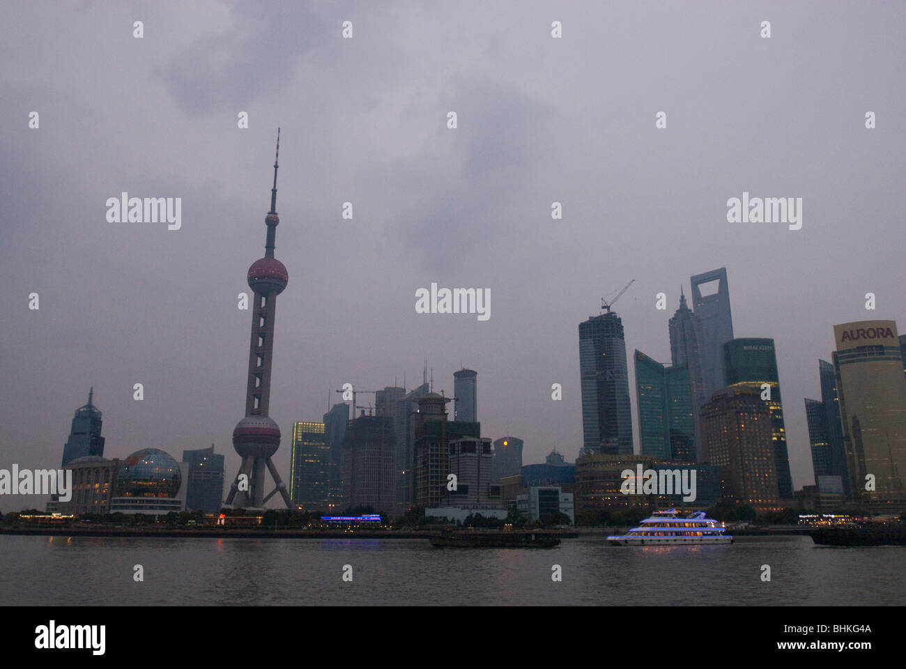 Shanghai pudong river hi-res stock photography and images - Alamy