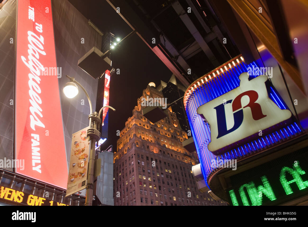 Walgreens times square hi-res stock photography and images - Alamy