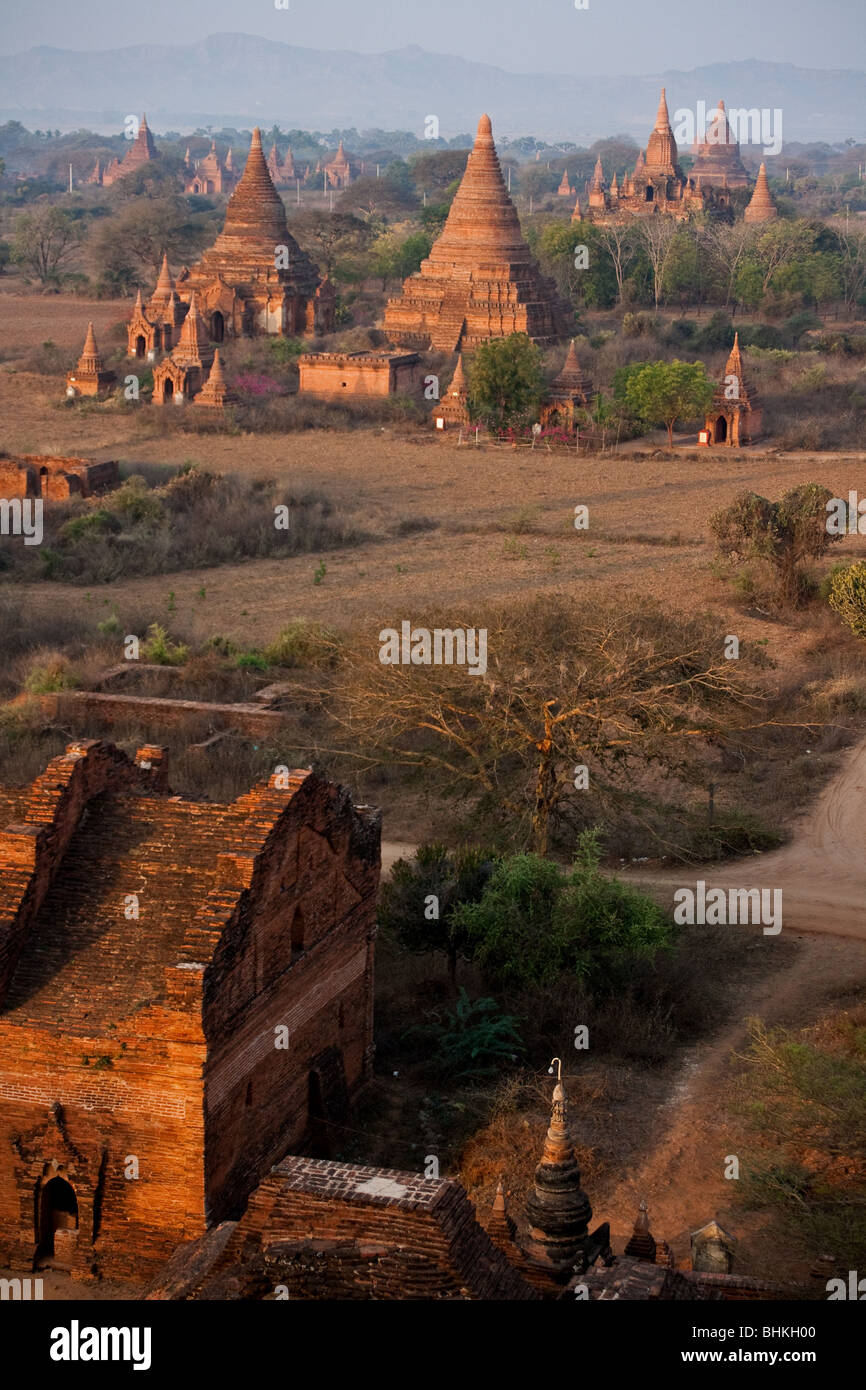 Ancient Hindu and Buddhist temples at Bagan in Myanmar (Burma Stock Photo - Alamy