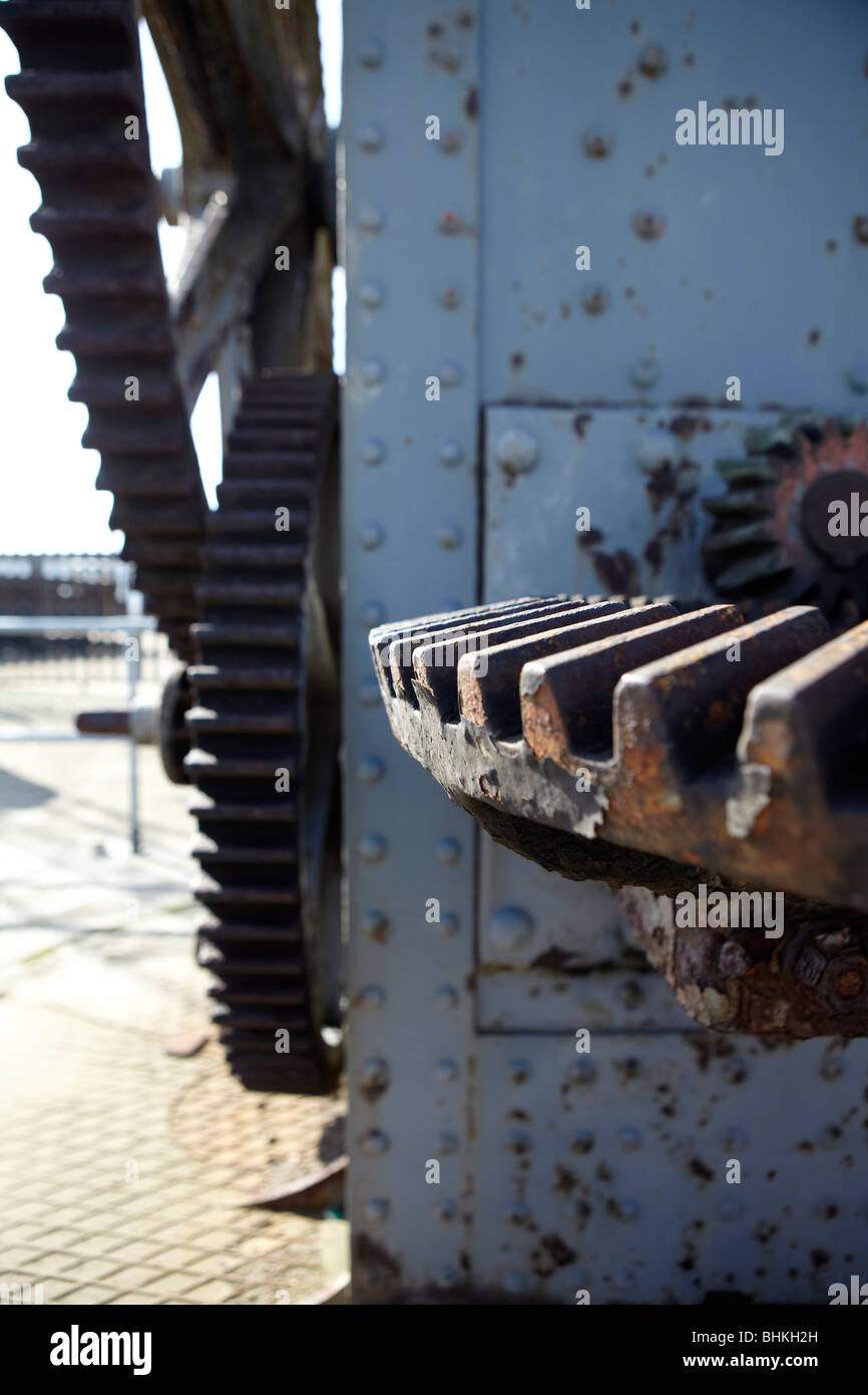 Industrial cogs hi-res stock photography and images - Alamy