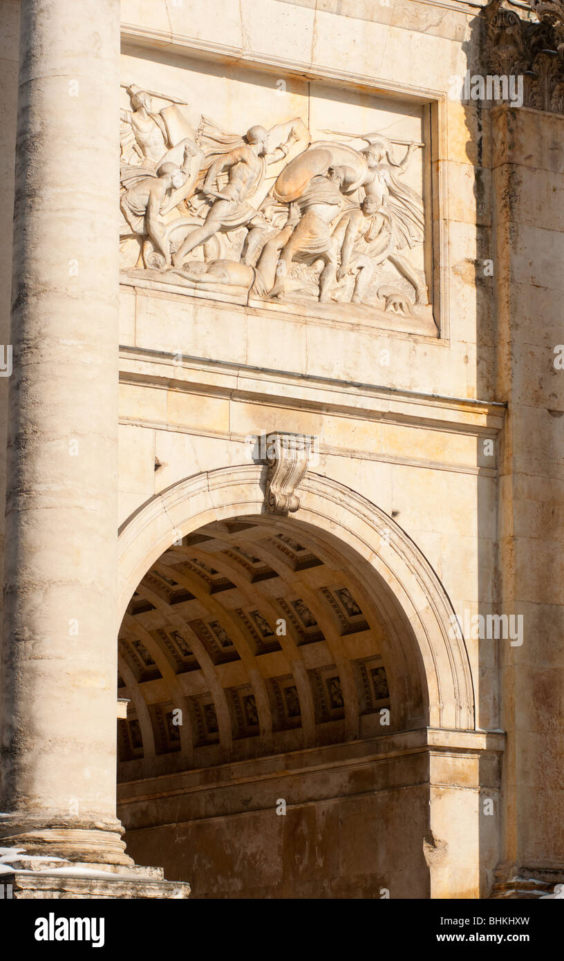 Siegestor (Victory gate) in Munich, Germany Stock Photo - Alamy
