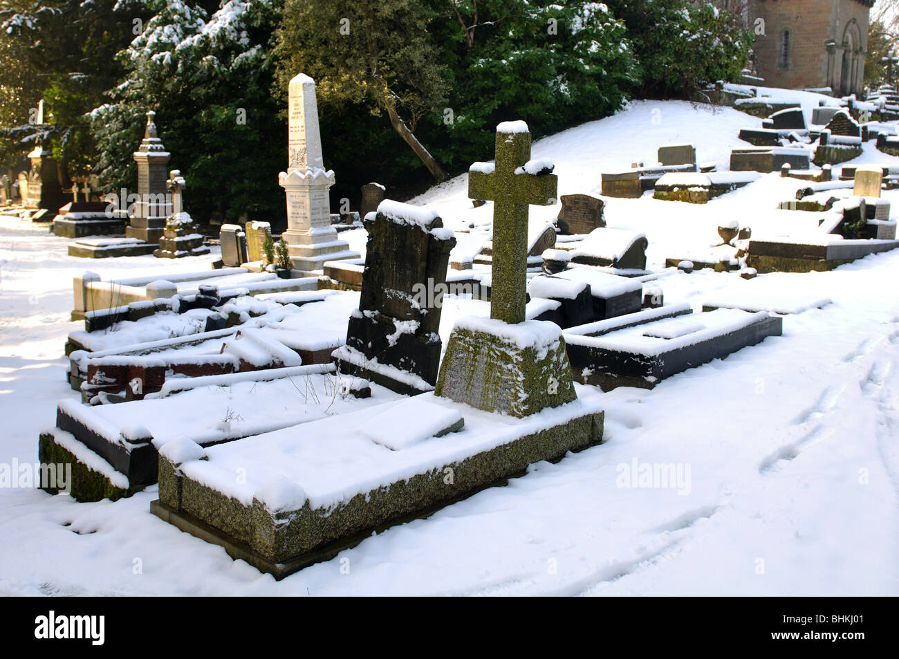 London Road Cemetery with snow, Coventry, West Midlands, England, UK ...