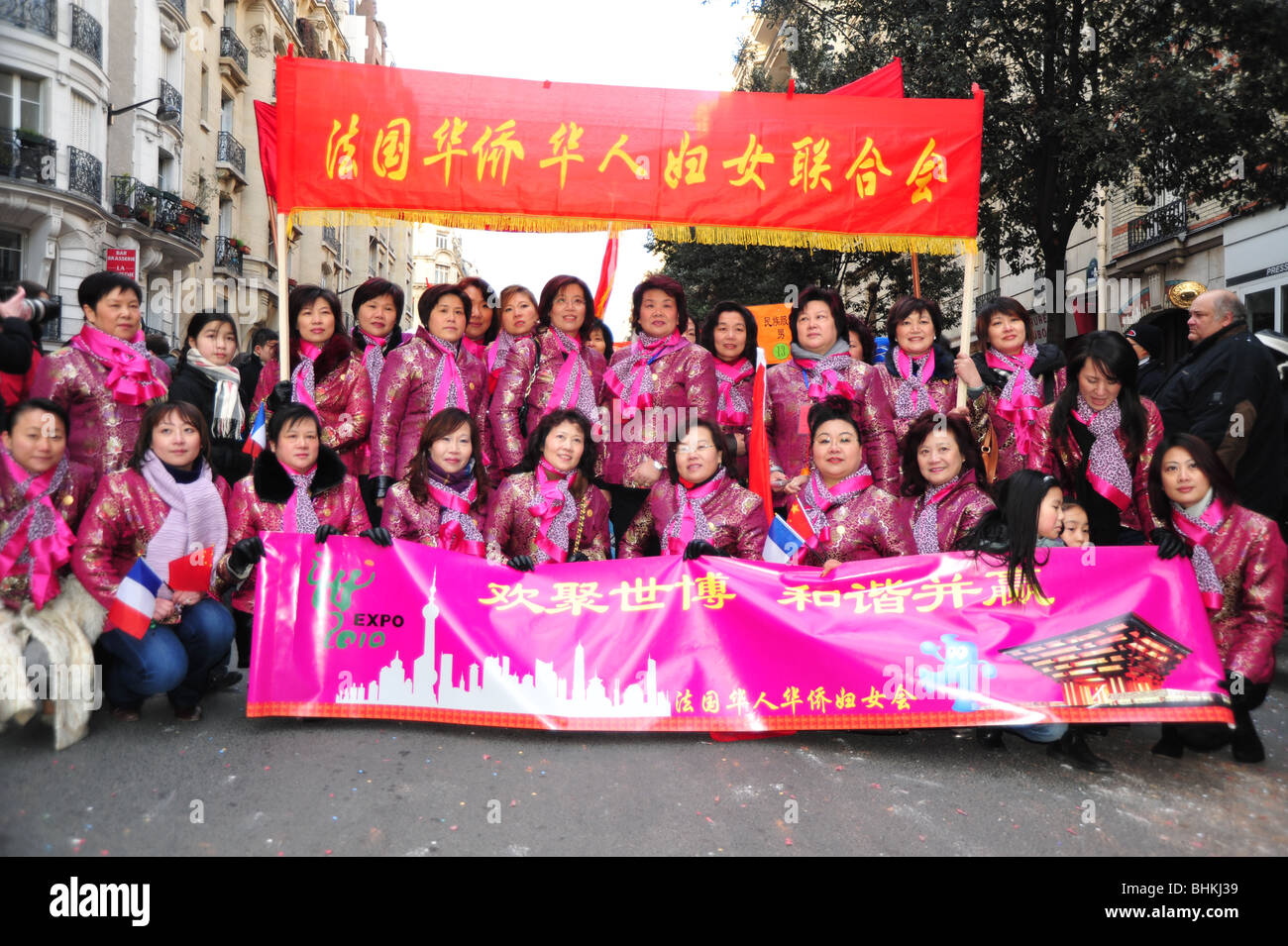 Asian community paris hi-res stock photography and images - Alamy