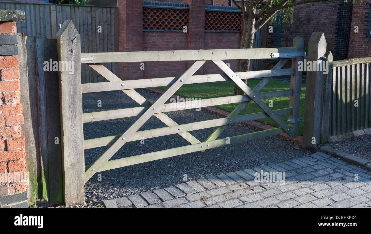 gate; fence; fencing; entrance; building; house; home; real estate ...