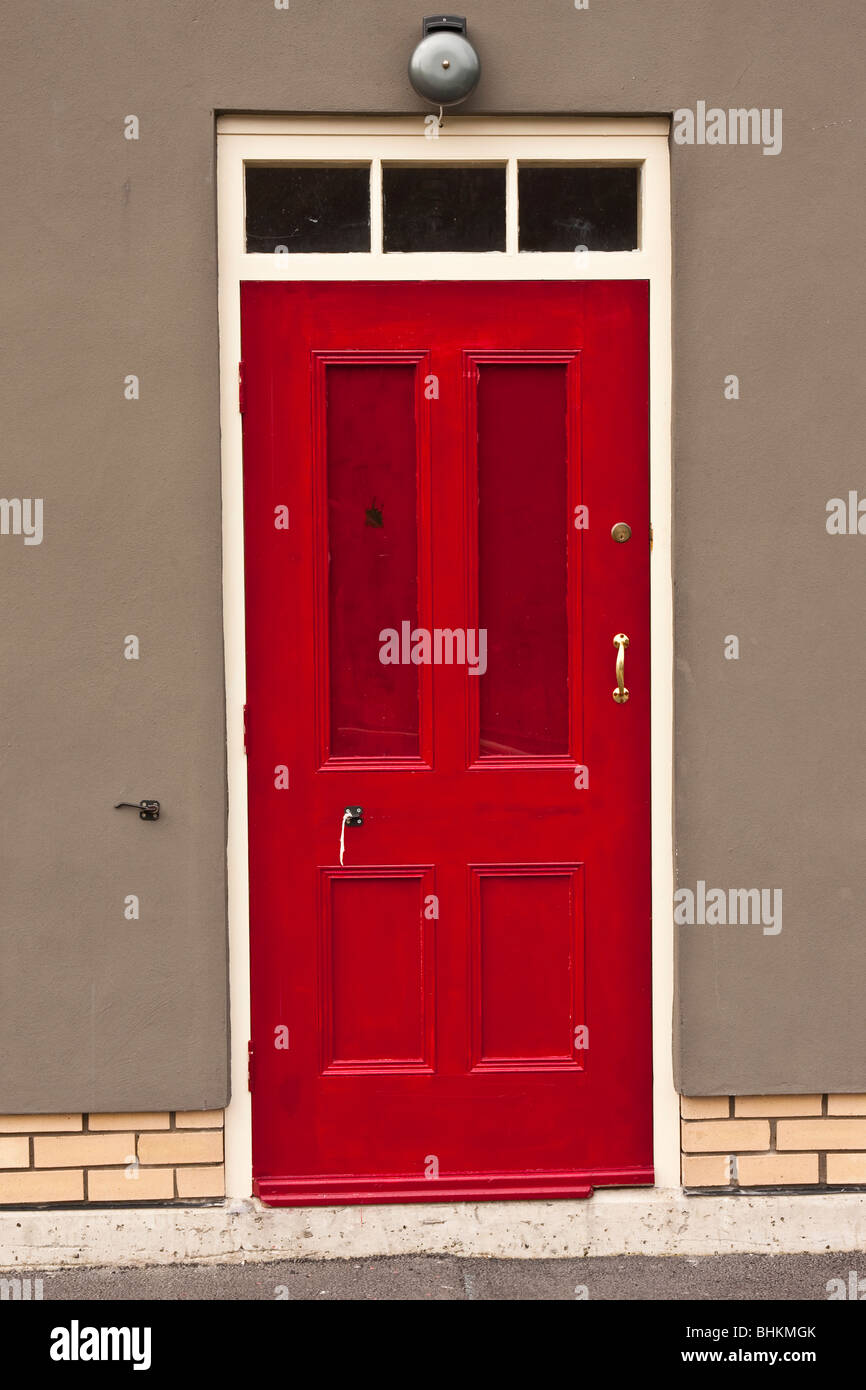 A red door Stock Photo - Alamy