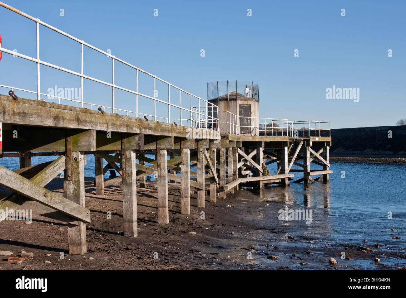 Old jetty on Chasewater reservoir Stock Photo - Alamy
