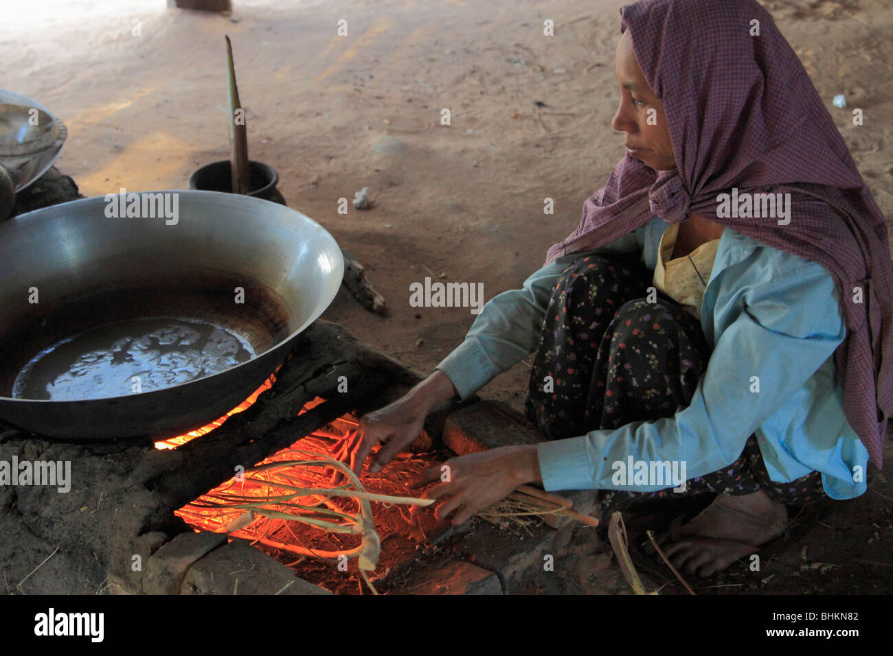 Myanmar, Burma, near Bagan, farmer's kitchen Stock Photo - Alamy