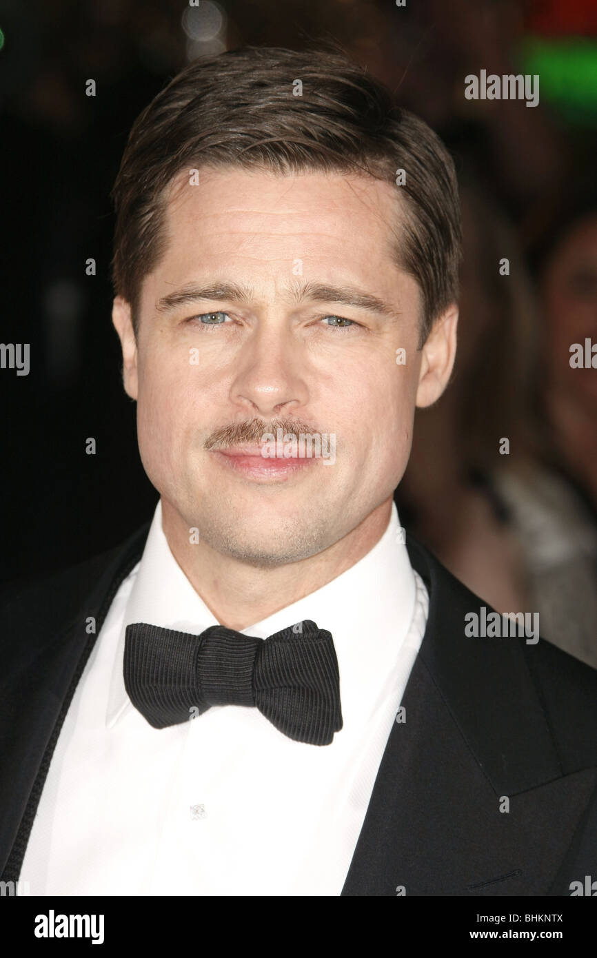 BRAD PITT THE CURIOUS CASE OF BENJAMIN BUTTON LOS ANGELES PREMIERE LOS ...