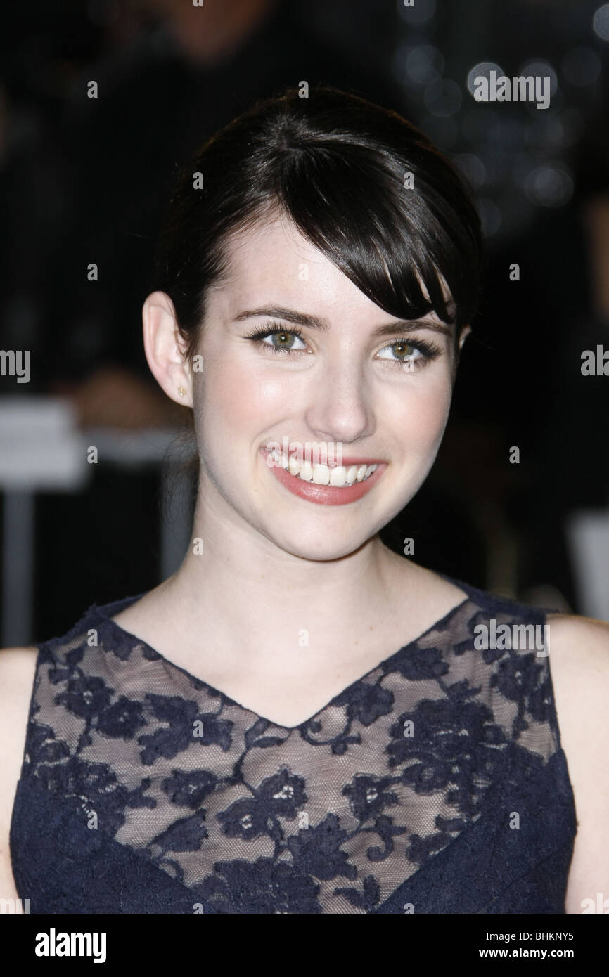 EMMA ROBERST THE CURIOUS CASE OF BENJAMIN BUTTON LOS ANGELES PREMIERE ...