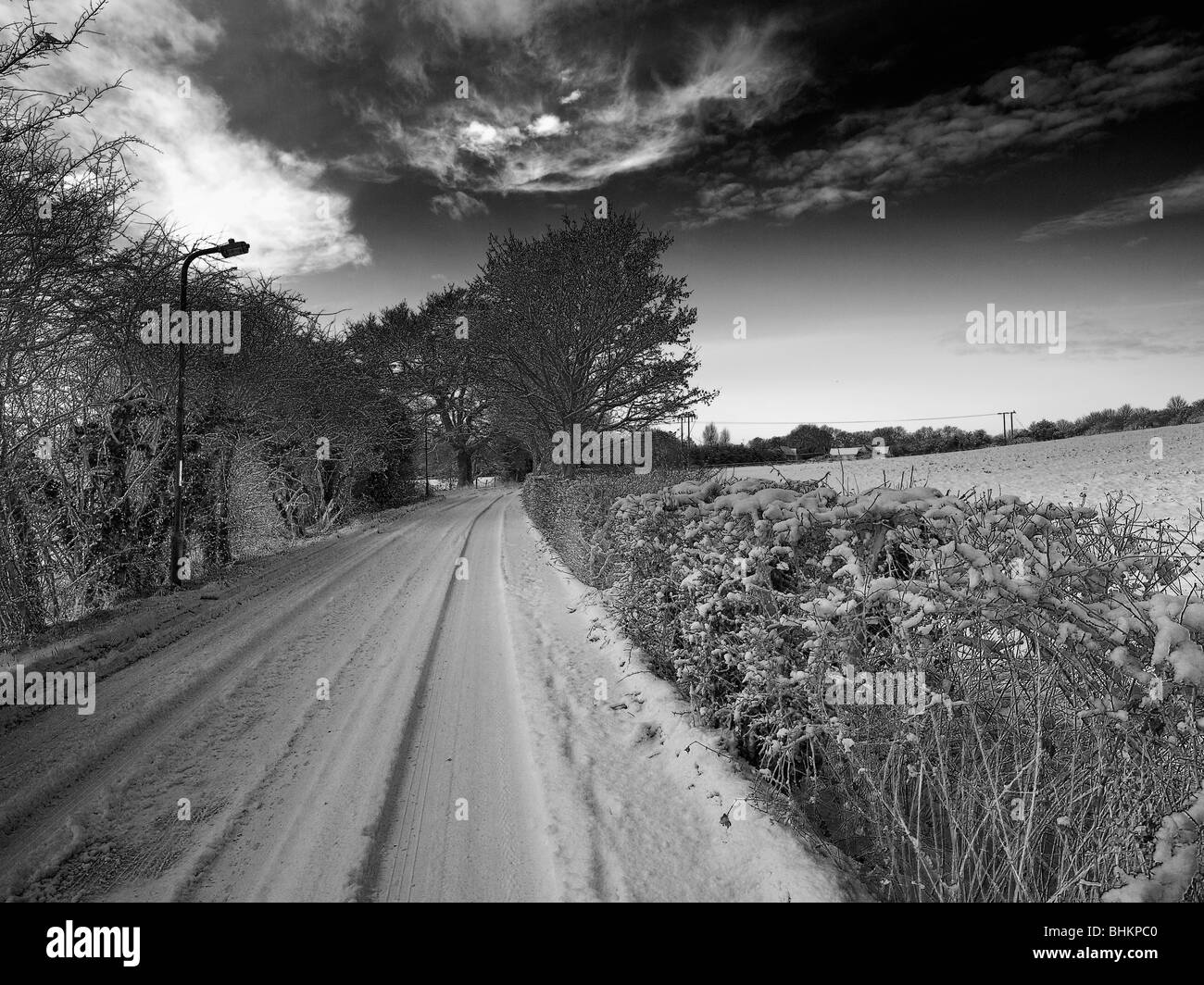 A snow covered rural landscape in the countryside Stock Photo - Alamy