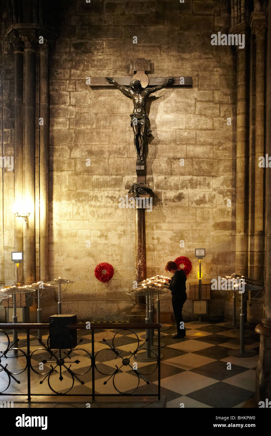 Inside Notre Dame de Paris Cathedral, Paris, France Stock Photo - Alamy