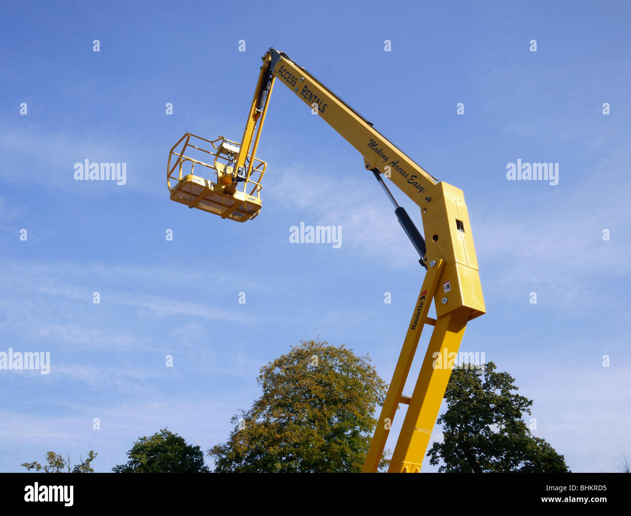 Hoisting Equipment Factory