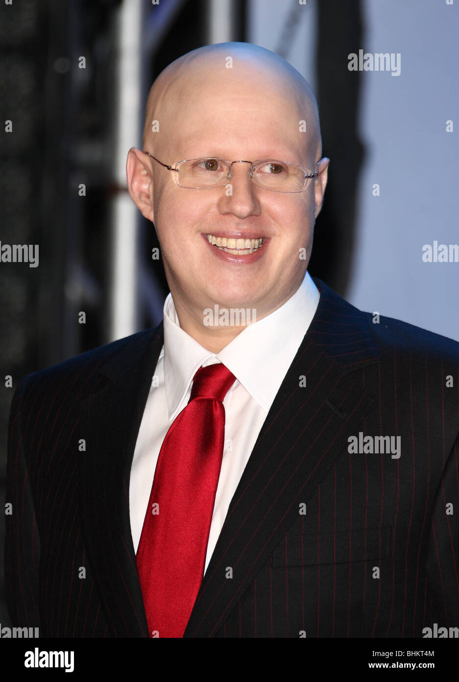 Matt lucas alice in wonderland hi-res stock photography and images - Alamy