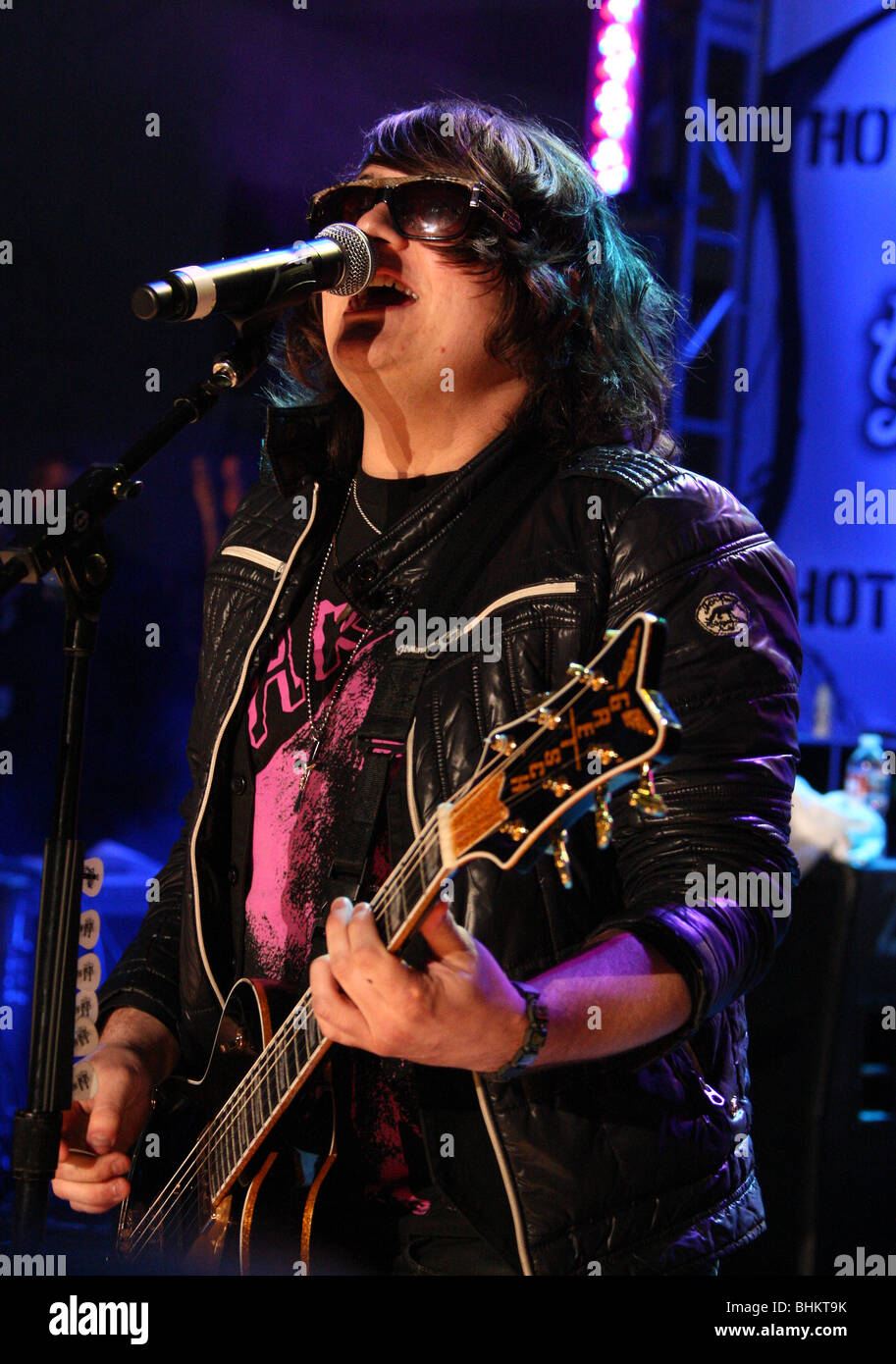 MASON MUSSO ALICE IN WONDERLAND GREAT BIG ULTIMATE FAN EVENT HOLLYWOOD ...