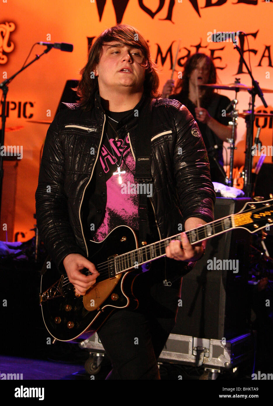 MASON MUSSO ALICE IN WONDERLAND GREAT BIG ULTIMATE FAN EVENT HOLLYWOOD ...