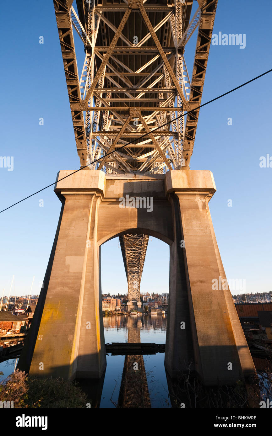 Aurora bridge hi-res stock photography and images - Alamy