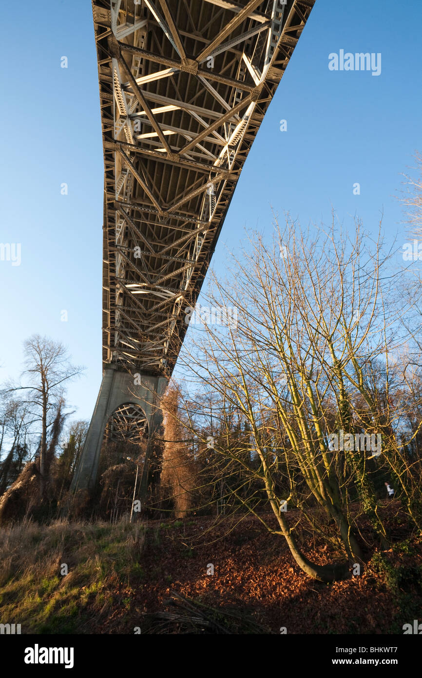 Aurora avenue seattle hi-res stock photography and images - Alamy
