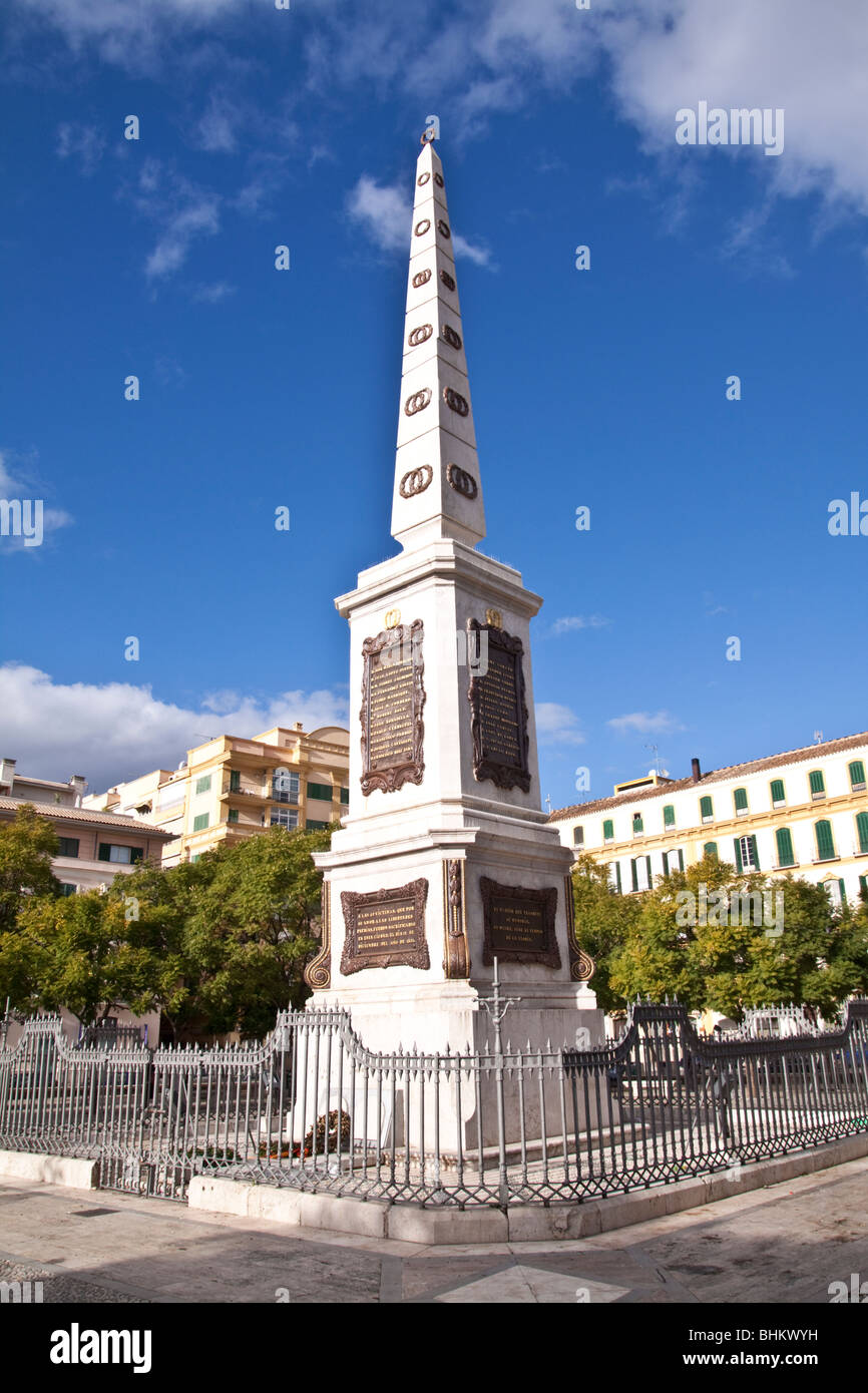 Malaga monument hi-res stock photography and images - Alamy