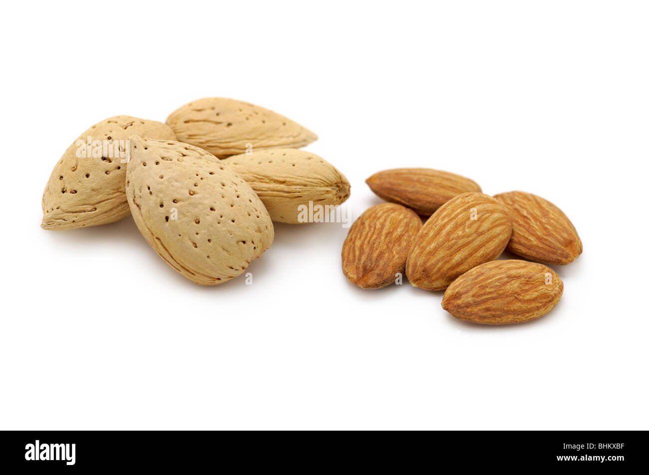 Almonds hi-res stock photography and images - Alamy