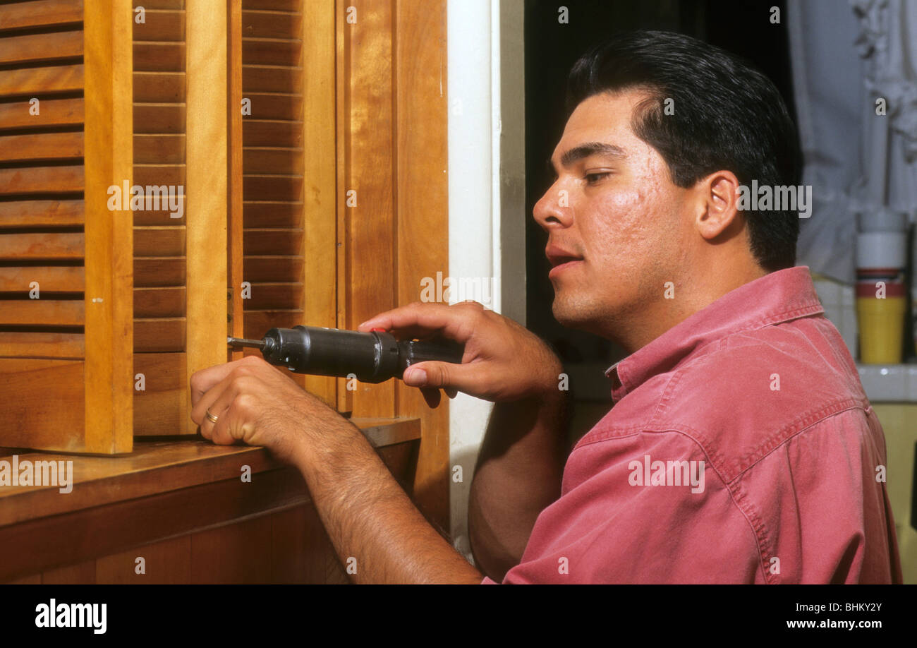 Gun shutter hi-res stock photography and images - Alamy