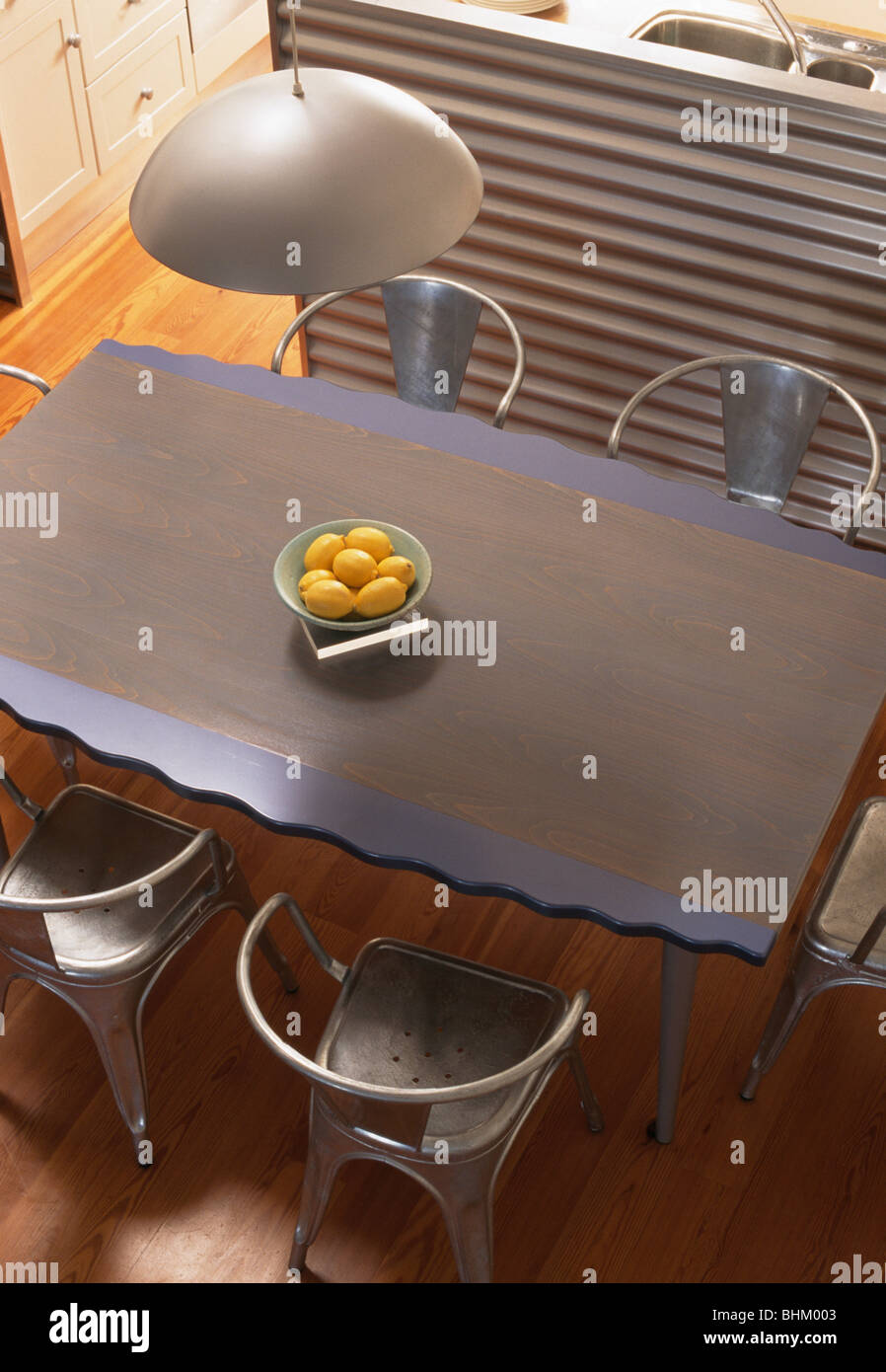 Birds eye view table chairs hi-res stock photography and images - Alamy