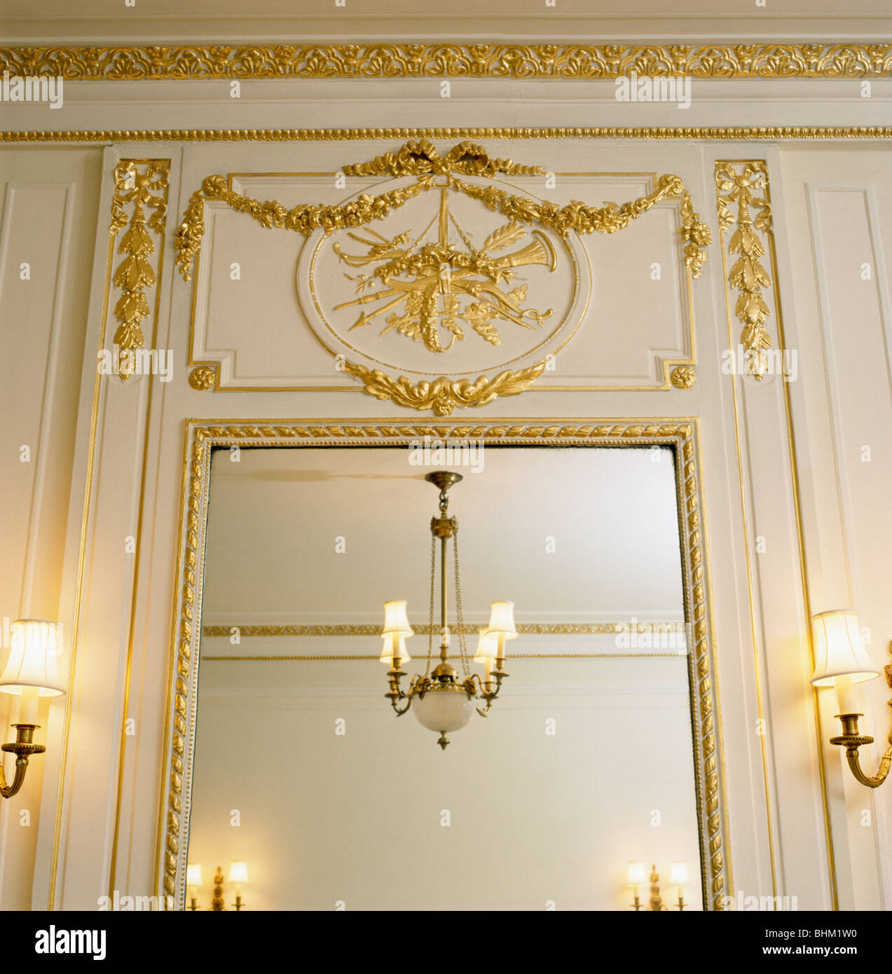 Reflected Ceiling Details High Resolution Stock Photography and Images ...
