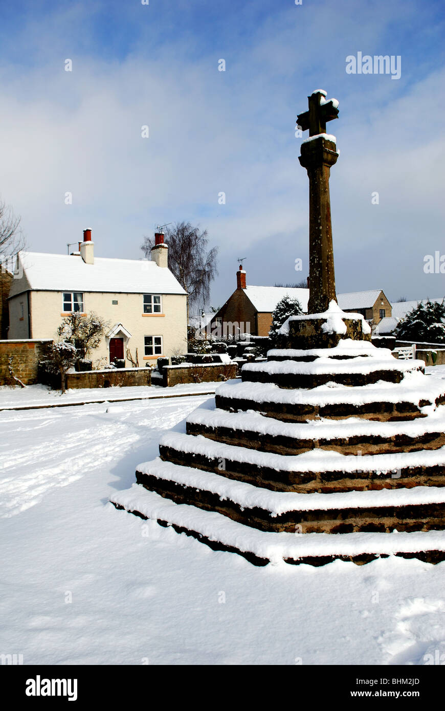 Linby Village Stone Cottage Nottinghamshire Stock Photo - Alamy