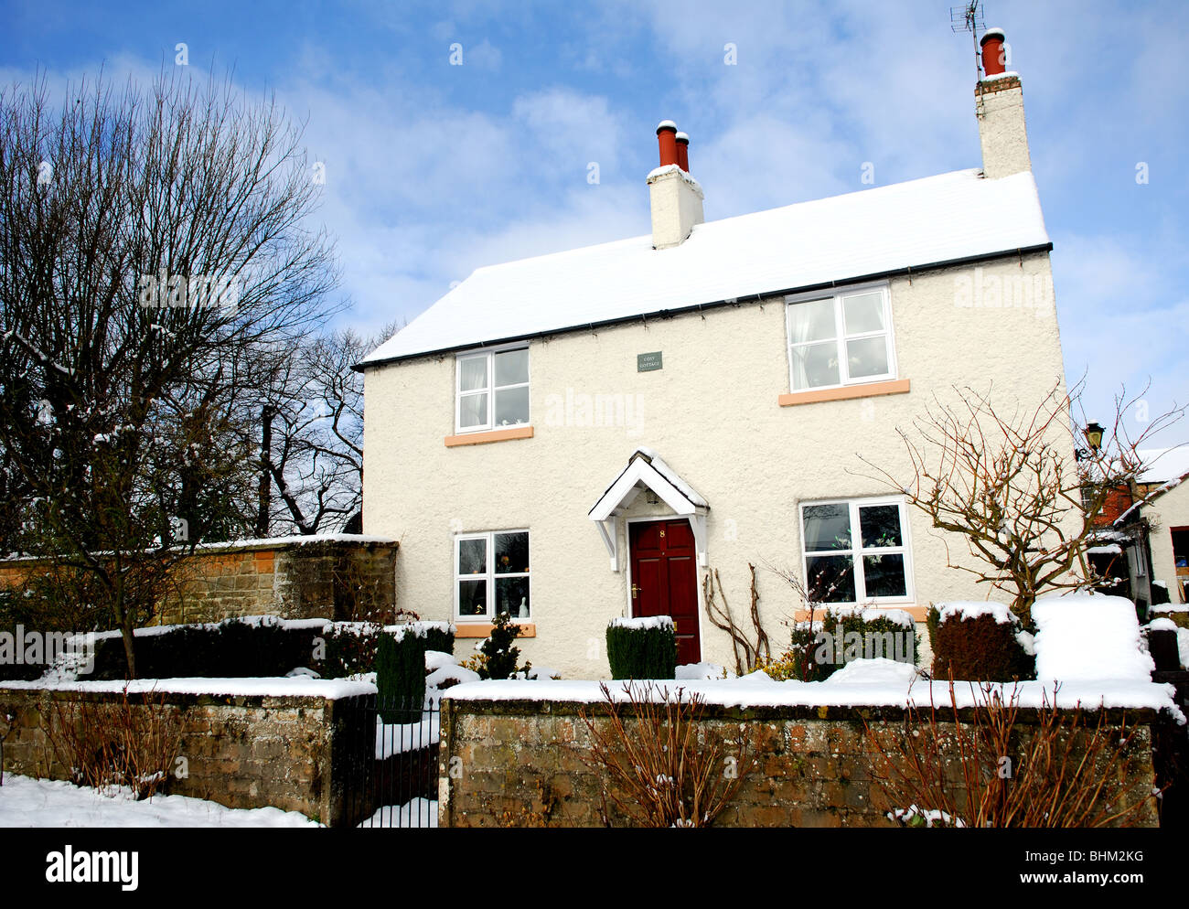Linby Village Stone Cottage Nottinghamshire Stock Photo - Alamy