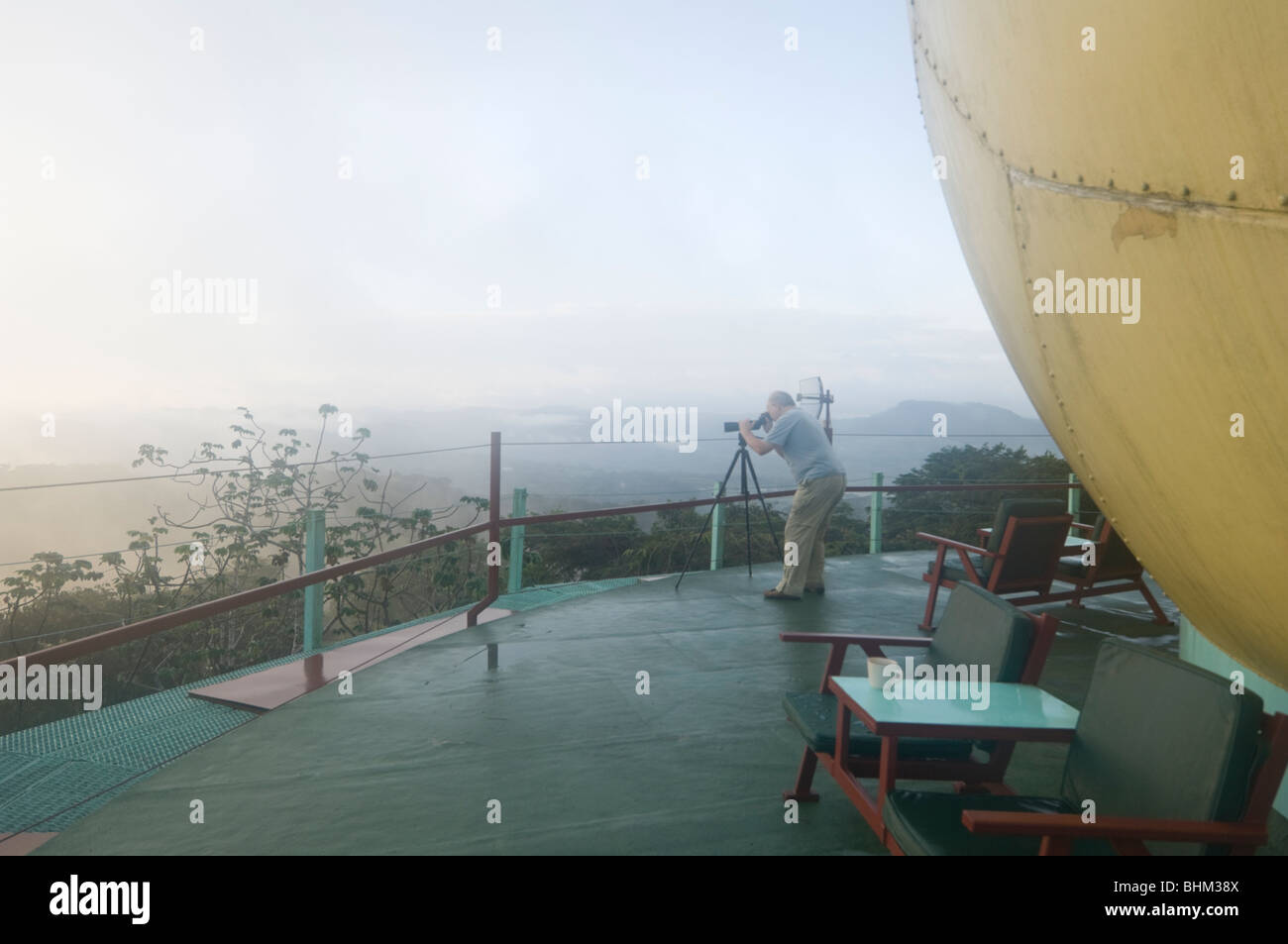 Canopy tower panama hi-res stock photography and images - Alamy