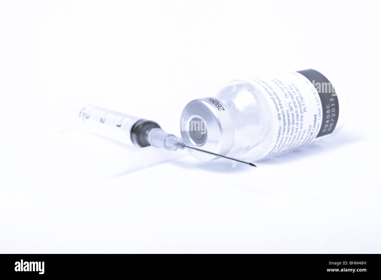 Hypodermic needle hi-res stock photography and images - Alamy
