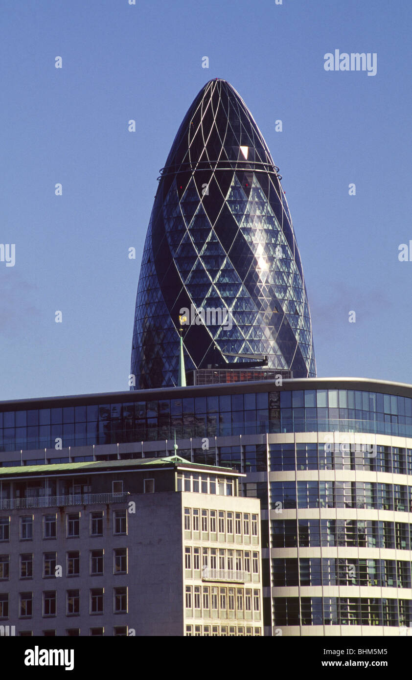 'Gerkin' Swiss Re building, 30 St Mary Axe, London Stock Photo - Alamy