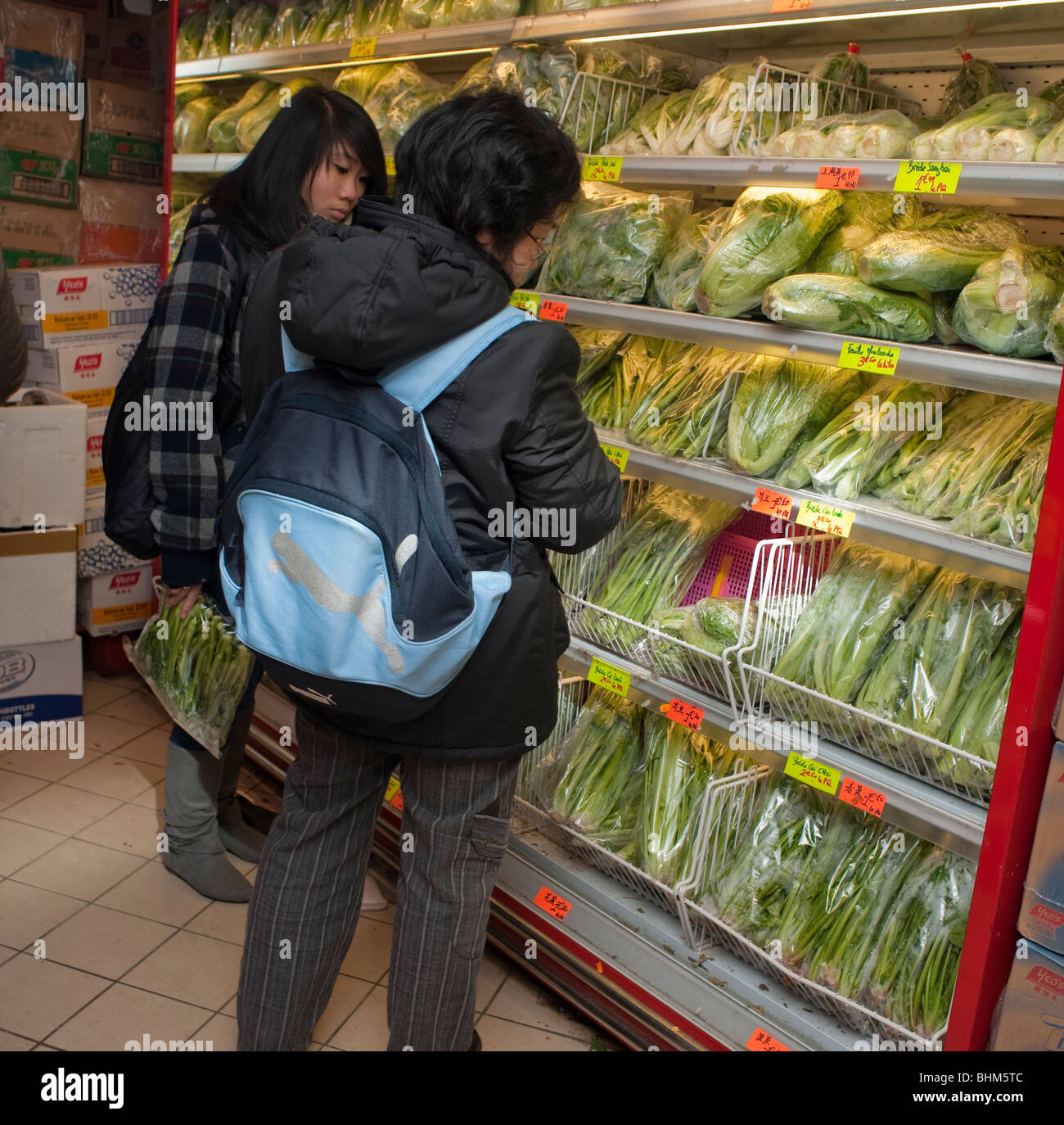 Paris, France, people Two Women, Grocery Food Shopping in Chinese ...