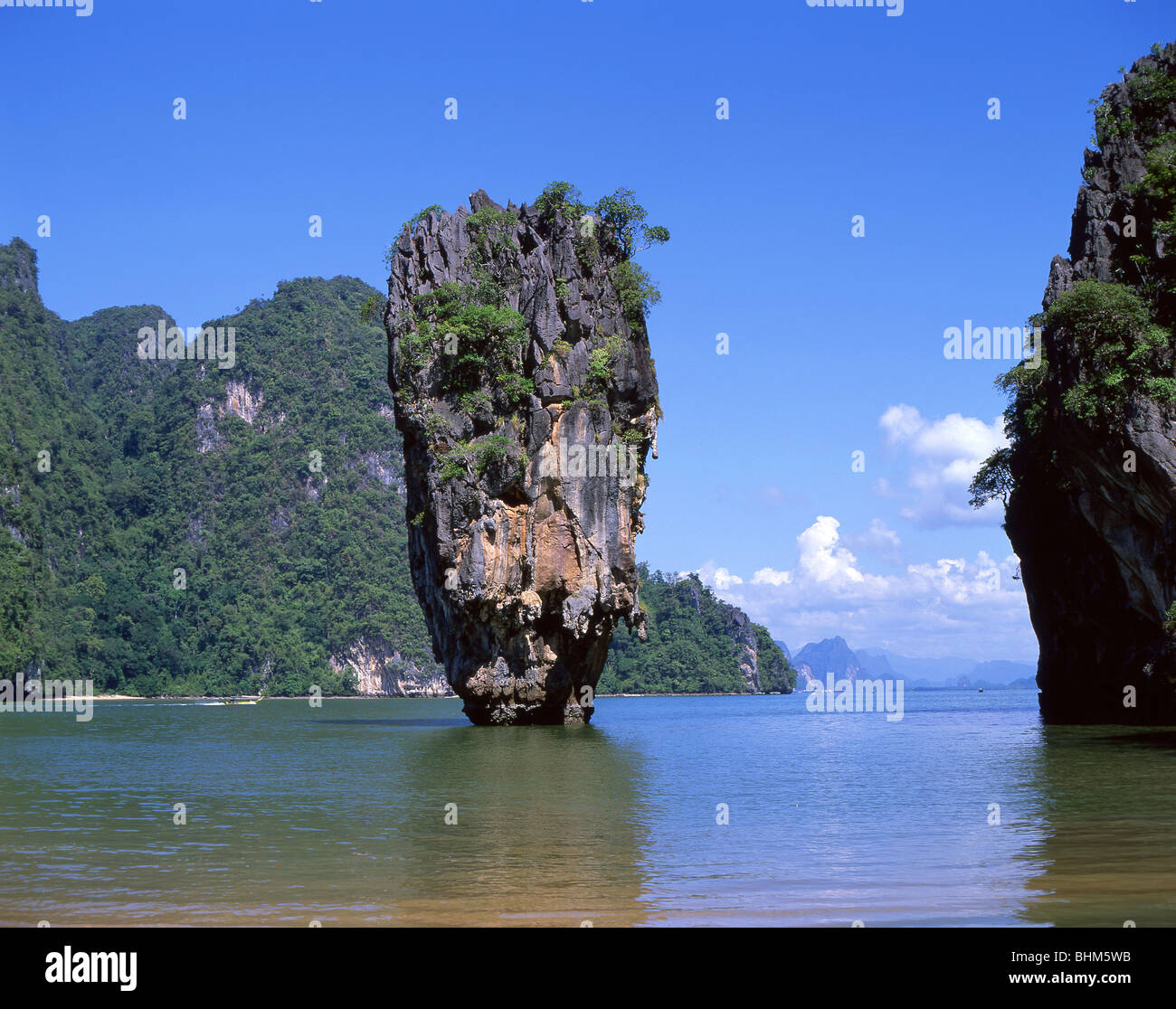 Ko Tapu (James Bond) Island, Ao Phang Nga National Park, Ko Ping Kan ...