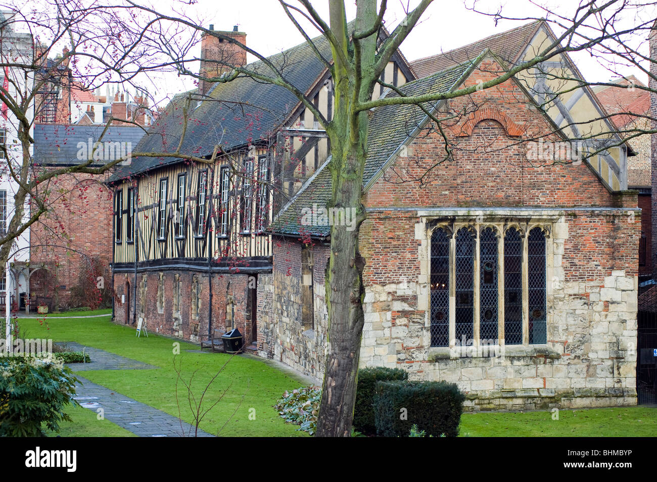 Medieval guildhall hi-res stock photography and images - Alamy