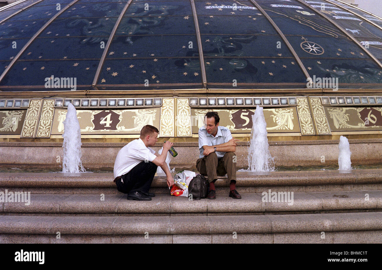 Russia underground shopping centre hi-res stock photography and images ...