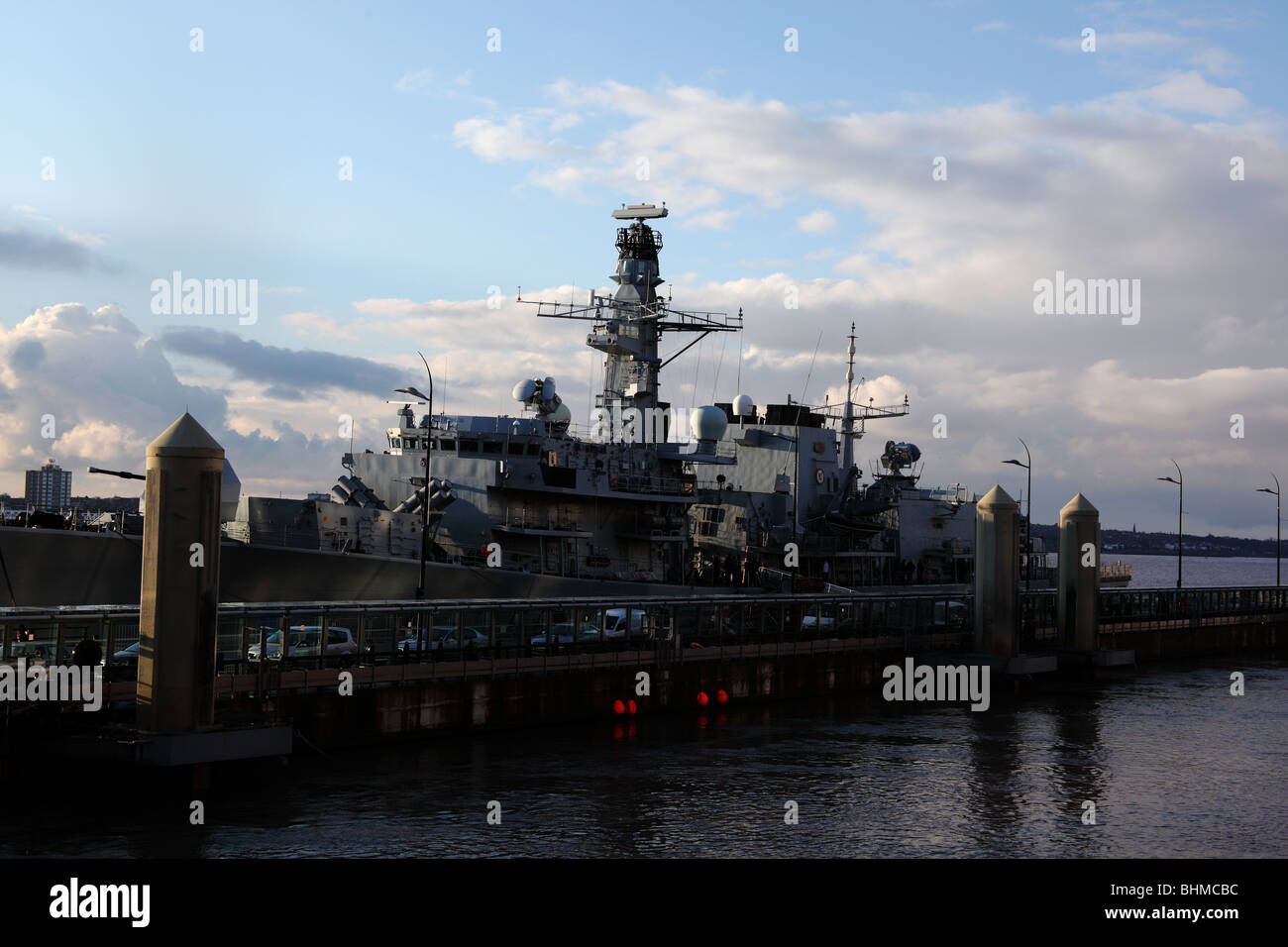 Warship ship navy naval hi-res stock photography and images - Alamy