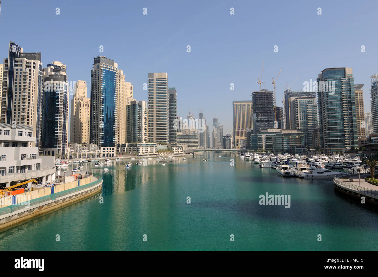 Marina development dubai hi-res stock photography and images - Alamy