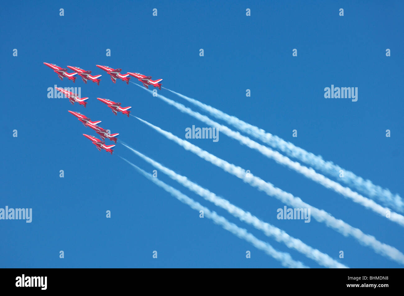 red arrows fly flight display Stock Photo - Alamy