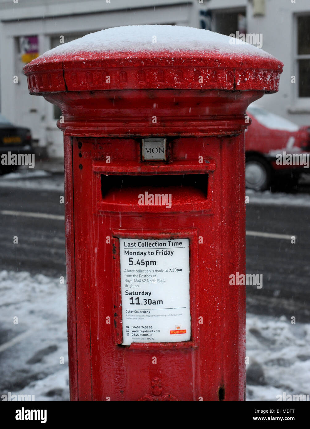 Snow covered red postbox hi-res stock photography and images - Alamy Snow covered red postbox hi-res stock photography and images - Alamy