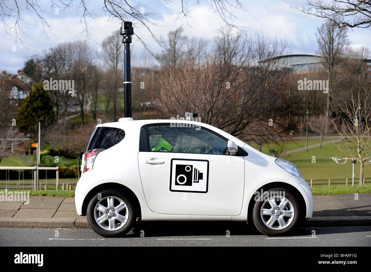 Mobile cctv camera on top of car to monitor and catch motorists parking ...