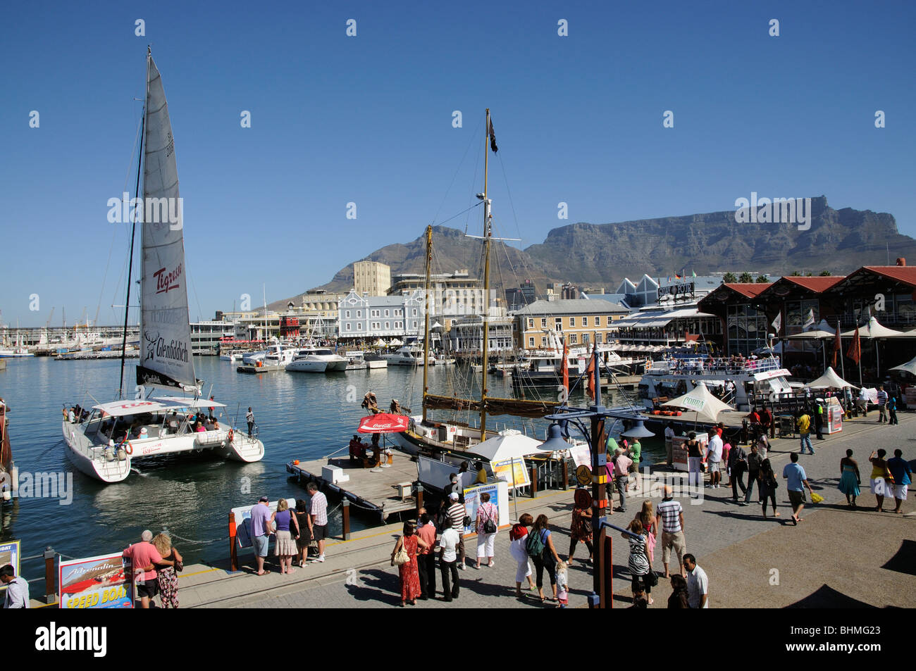 V&A Waterfront Cape Town Harbour South Africa a recreational complex ...