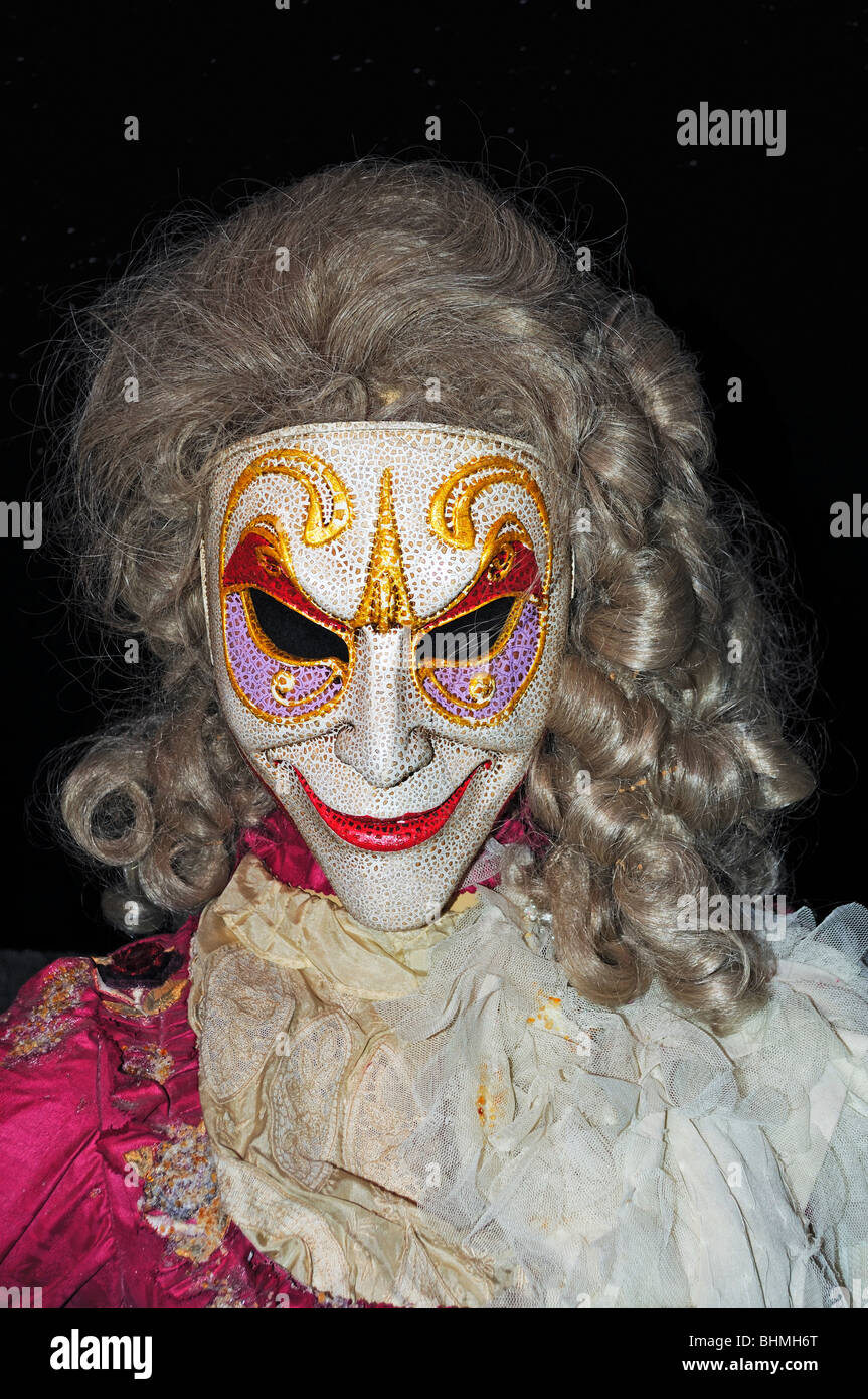 Doctor Who Clockwork Droid Mask