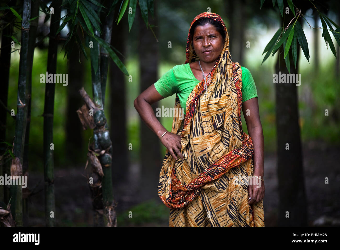 A woman on a farm outside Dhaka Bangladesh Stock Photo - Alamy