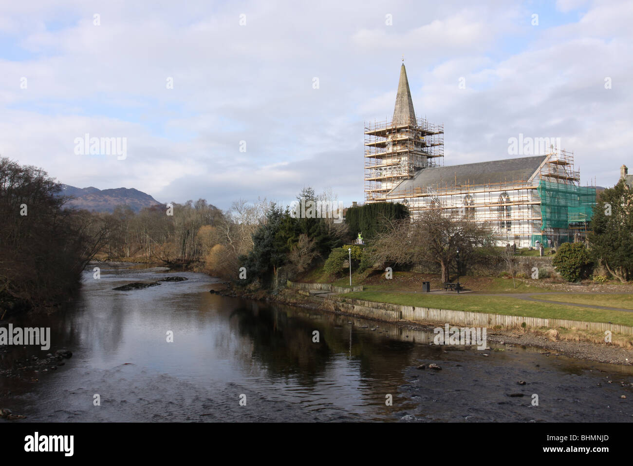 Comrie white church hi-res stock photography and images - Alamy