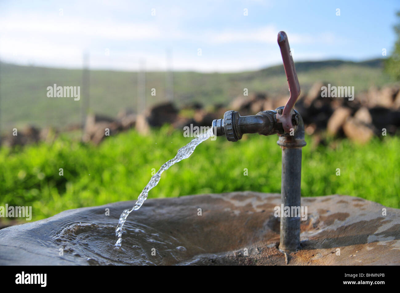 Running Tap High Resolution Stock Photography and Images - Alamy
