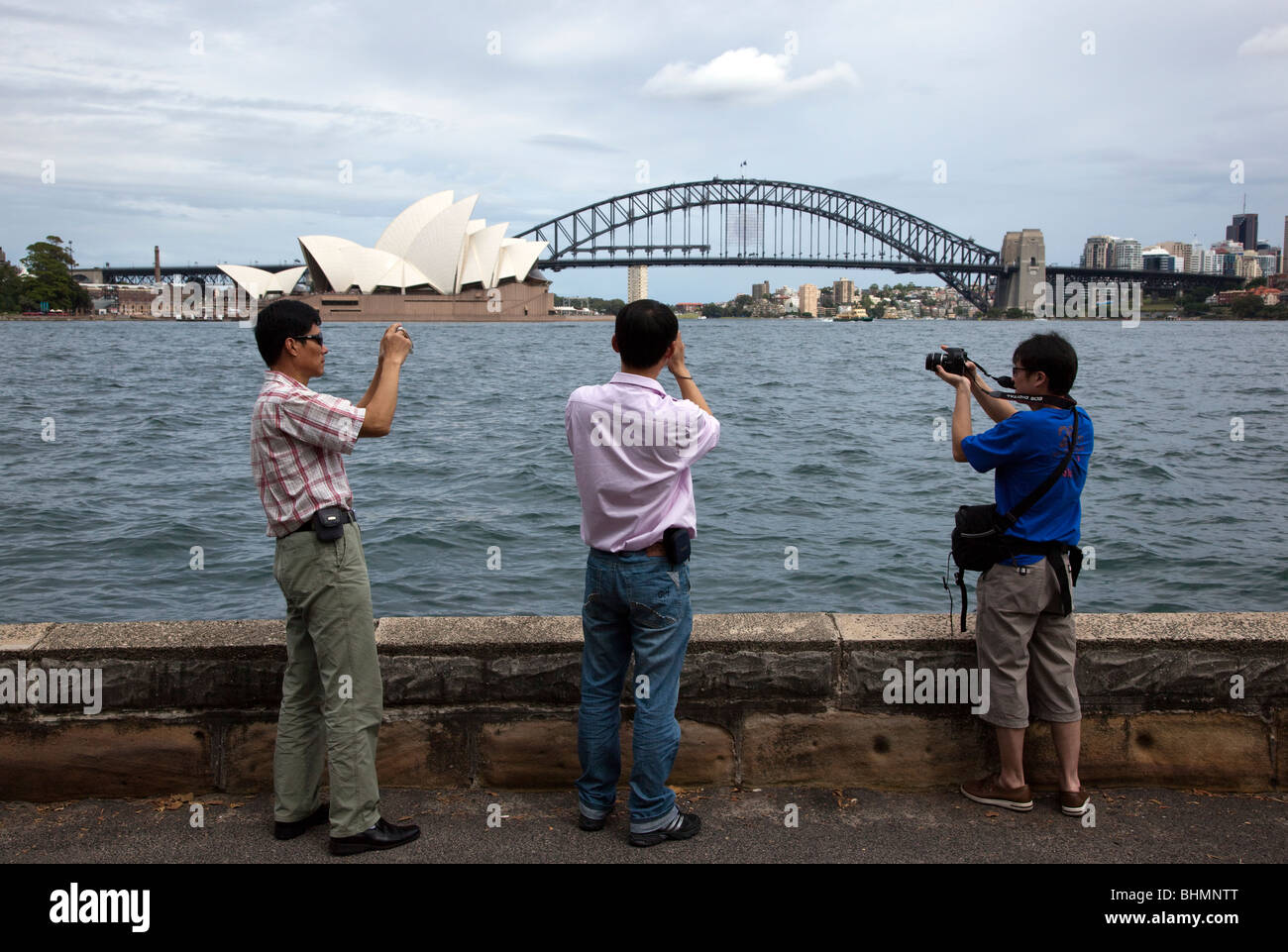 The Sydney Harbour Bridge. One of the most recognisable landmarks of ...