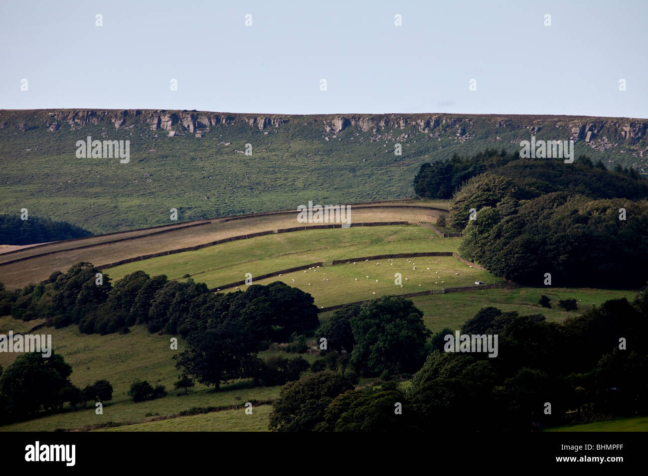 Hathersage village hi-res stock photography and images - Alamy