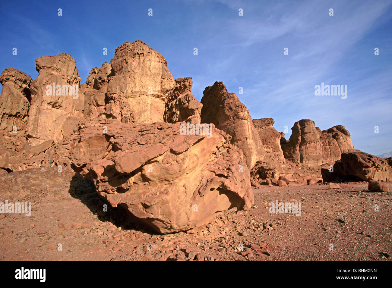 Pillars of solomons temple hi-res stock photography and images - Alamy