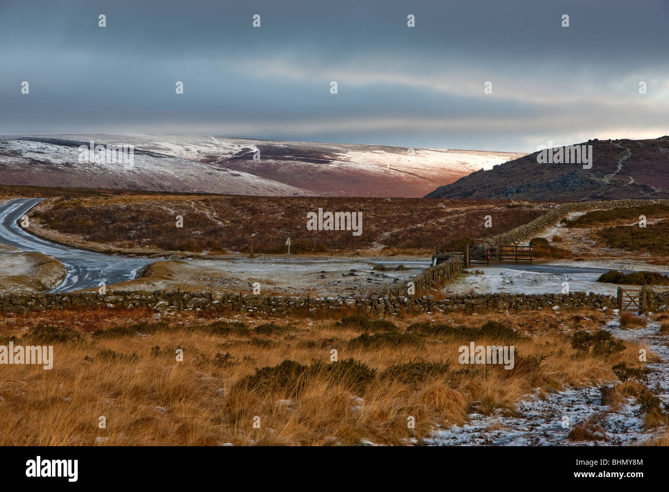 View from path on Rippon Tor towards Bonehill Down. Dartmoor National ...